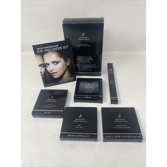Artistry | Makeup | Artistry Signature Color Eye And Cheek Kit | Poshmark